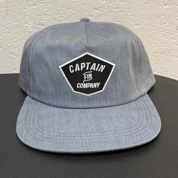 CAPTAIN FIN CONPANY | Accessories | Captain Fin Grey Snapback Hat Mens ...